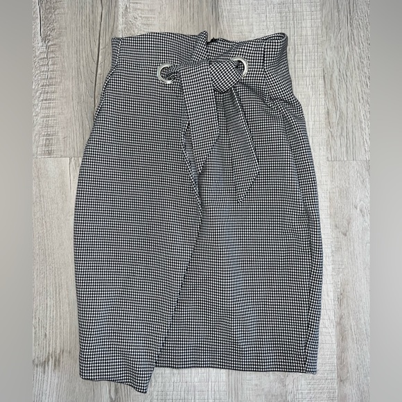 H&M | Skirts | Hm Pencil Skirt | Poshmark